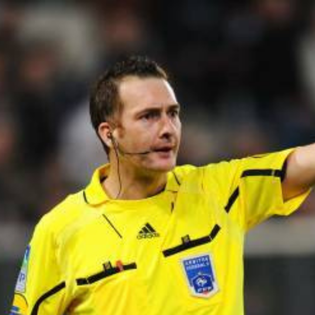 Interview de Cédric COTREL, ancien arbitre de foot - Atalian